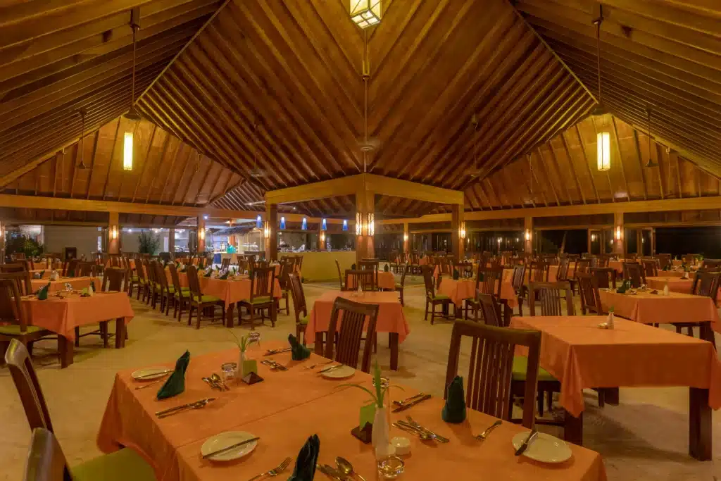 Dining at Canareef | Canareef